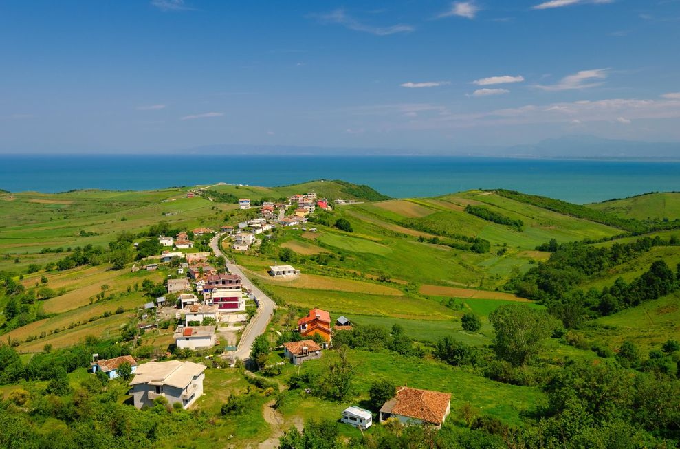 Badeurlaub im Lotus Beach Resort in Kavajë | Berge & Meer